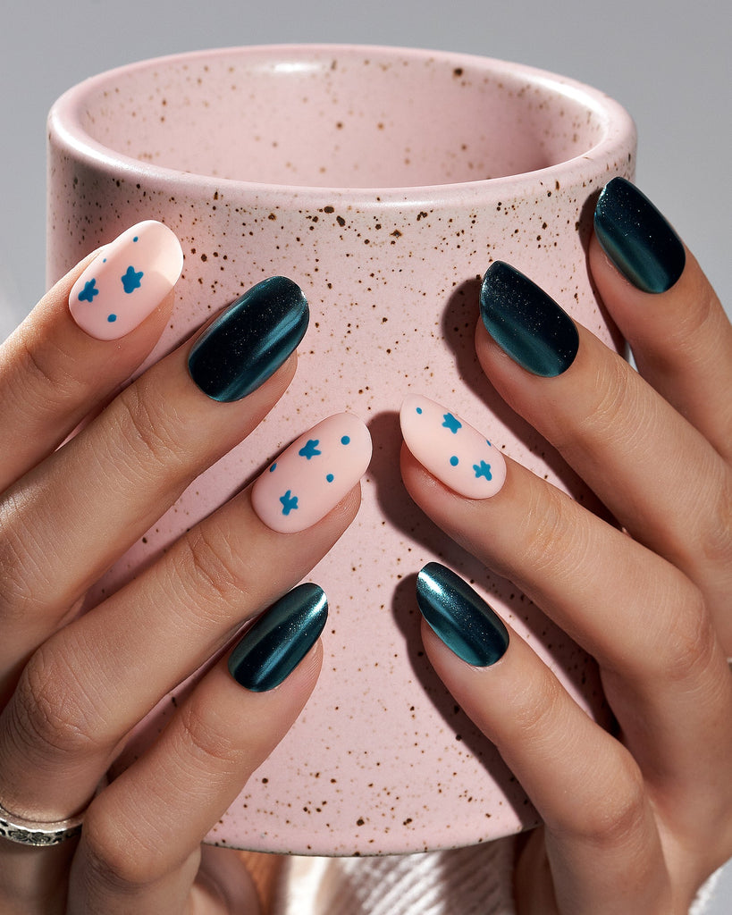 Sky Doodles (Handmade)|manicure|real nail gel|chrome nail|spring|blue ...