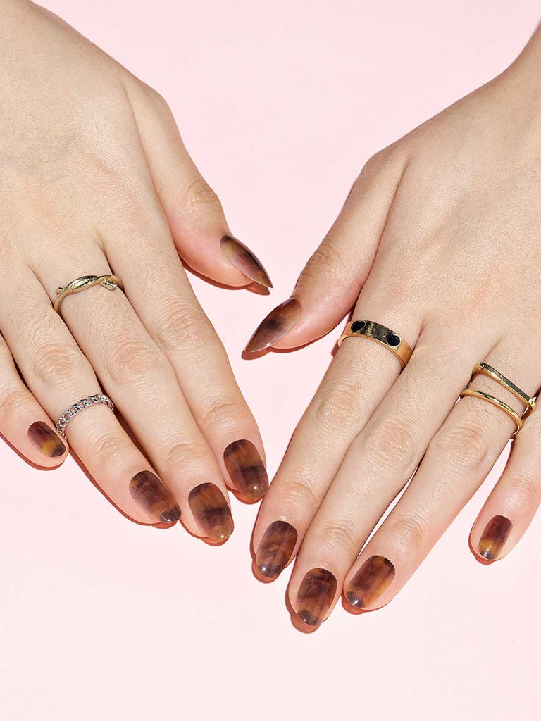 Amber|manicure |brown| glossy|oval|medium|ombre|daily – Glamermaid Glam